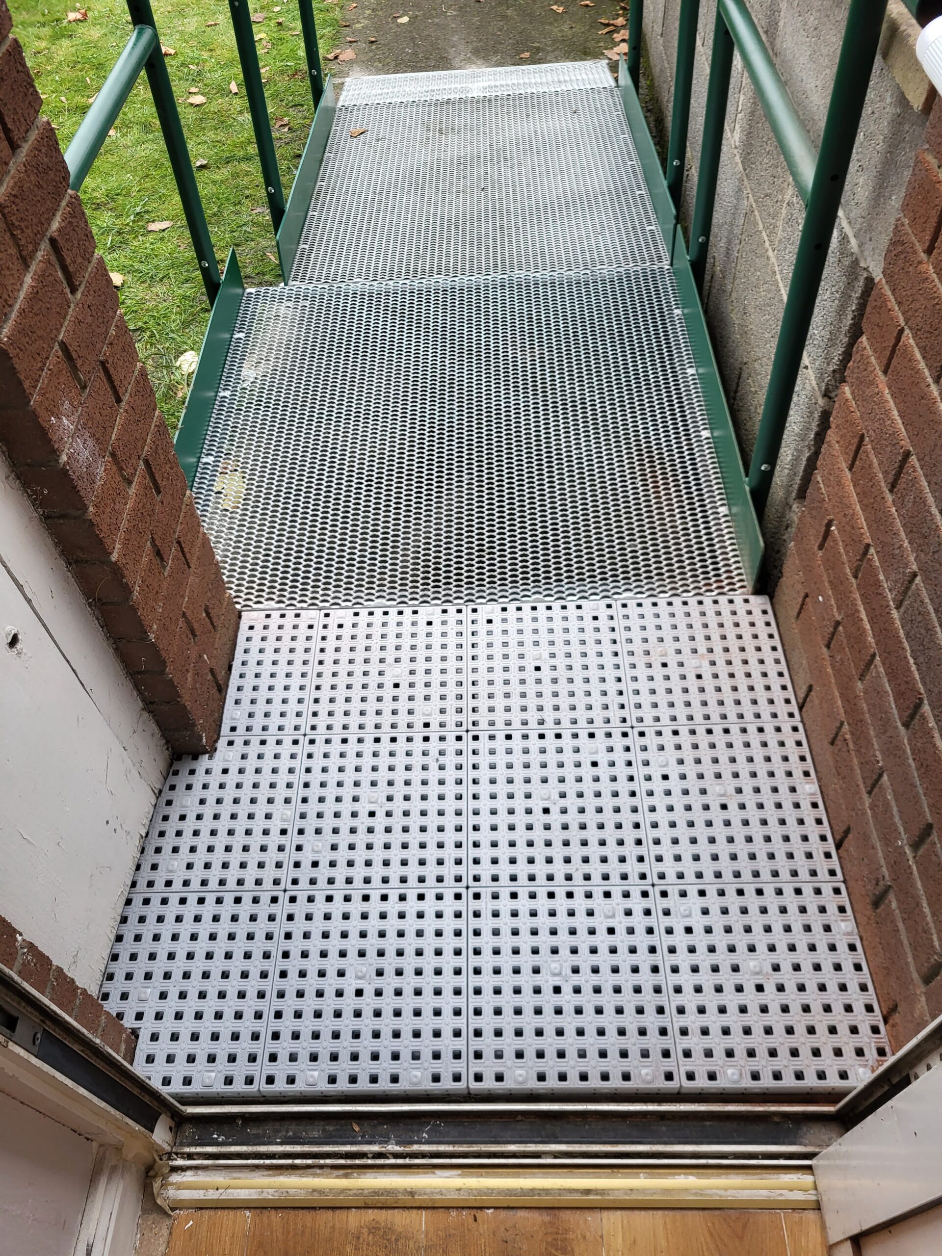 Ramp Platform - Ramps Plus